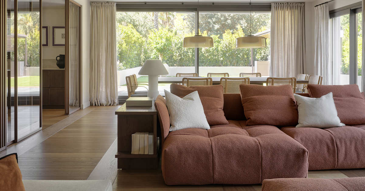 Adiós madera: los 2 materiales cálidos, elegantes y con efecto lujo ...