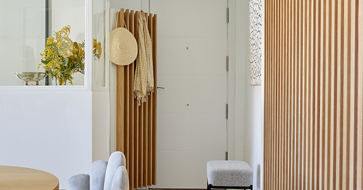 Así es el nuevo perchero multiusos y de madera de Zara Home para pisos ...