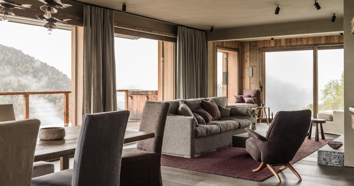Este chalet de los años 70 en los Alpes suizos se actualiza con un ...