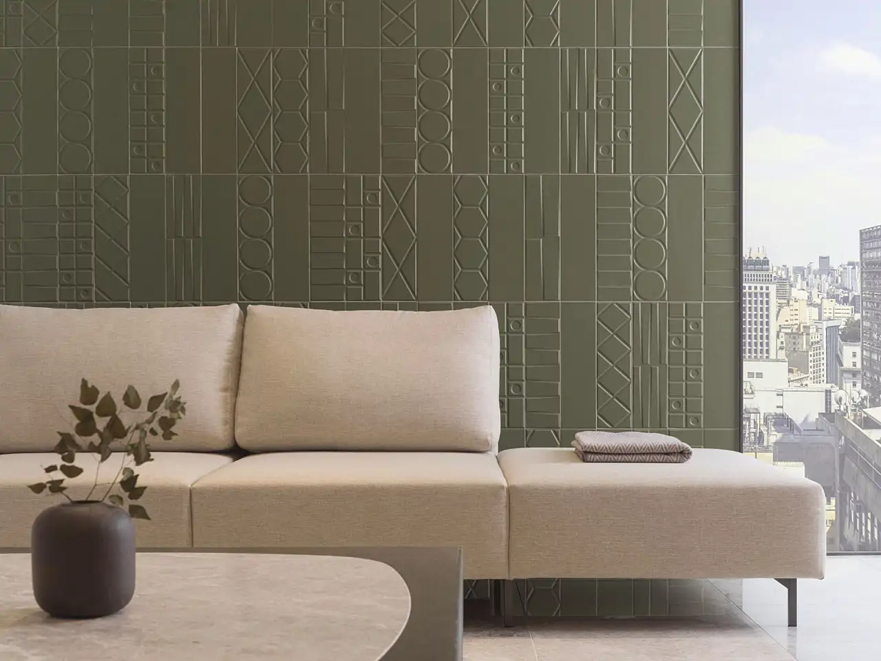 50 ideas para decorar las paredes de tu salón: papeles, cuadros y mucho más