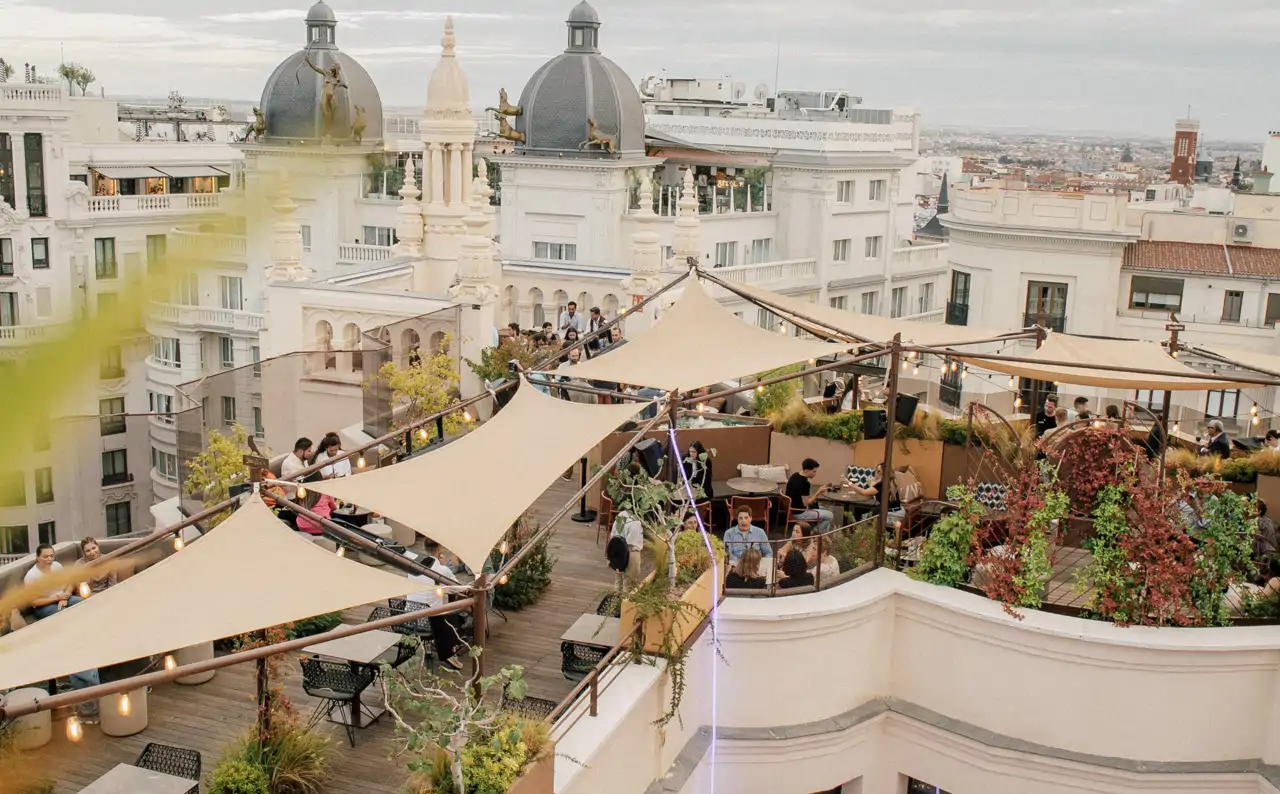 Las 25 mejores terrazas de Madrid: paisajes urbanos, jardines secretos ...