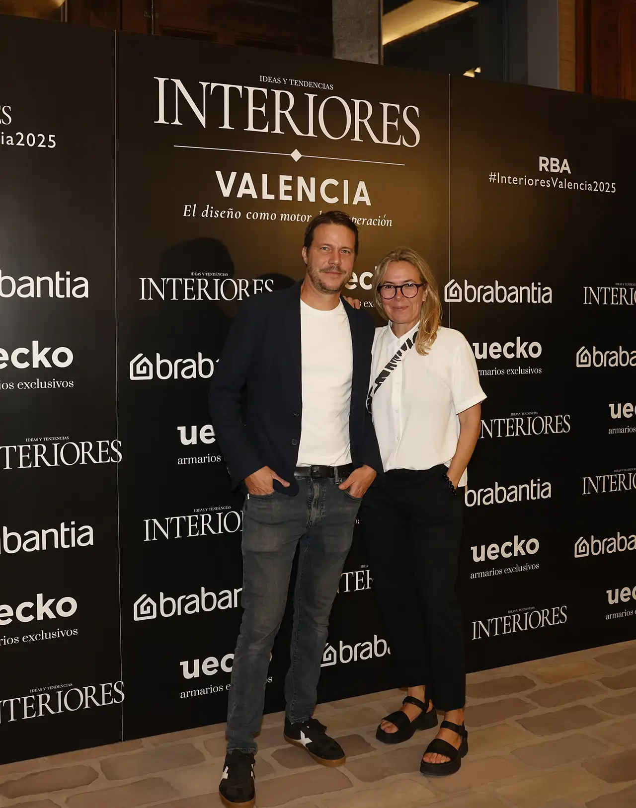 La revista Interiores rinde homenaje a Valencia y al diseño como motor ...
