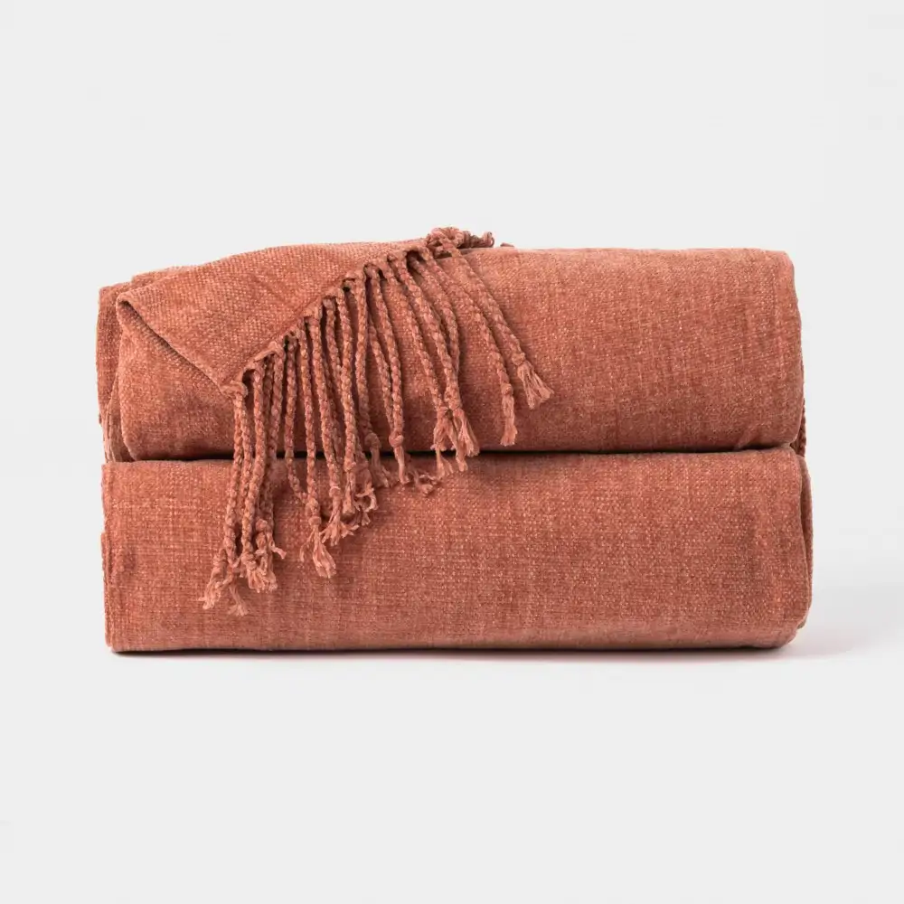 Adiós frío: 10 mantas nuevas que decorarán el sofá y la cama de las ...