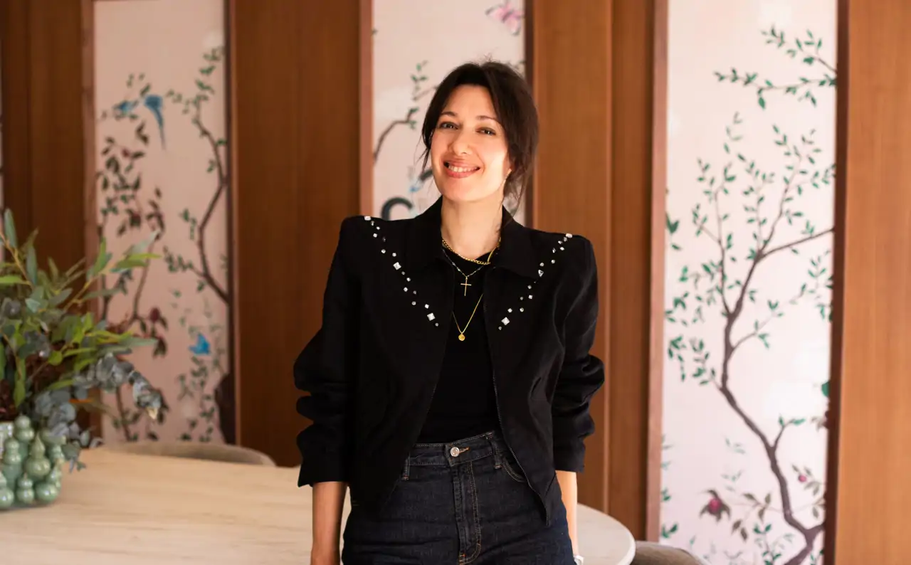 Elisa Íñiguez, interiorista: "Las maderas oscuras no envejecen la casa ...